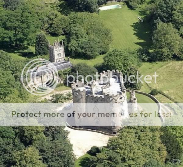 MIDFORD CASTLE: CASTILLO DE NICOLAS CAGE