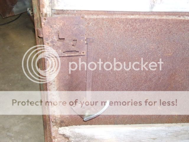 1931 Chevy door handle removal ? | The H.A.M.B.